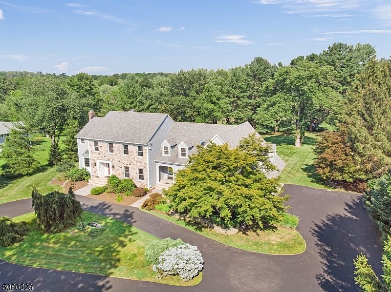 26 Lowery Ln, Mendham, NJ 07945 | Zillow