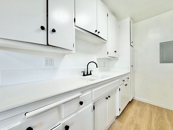 14807 S Normandie Ave APT 15, Gardena, CA 90247 | Zillow