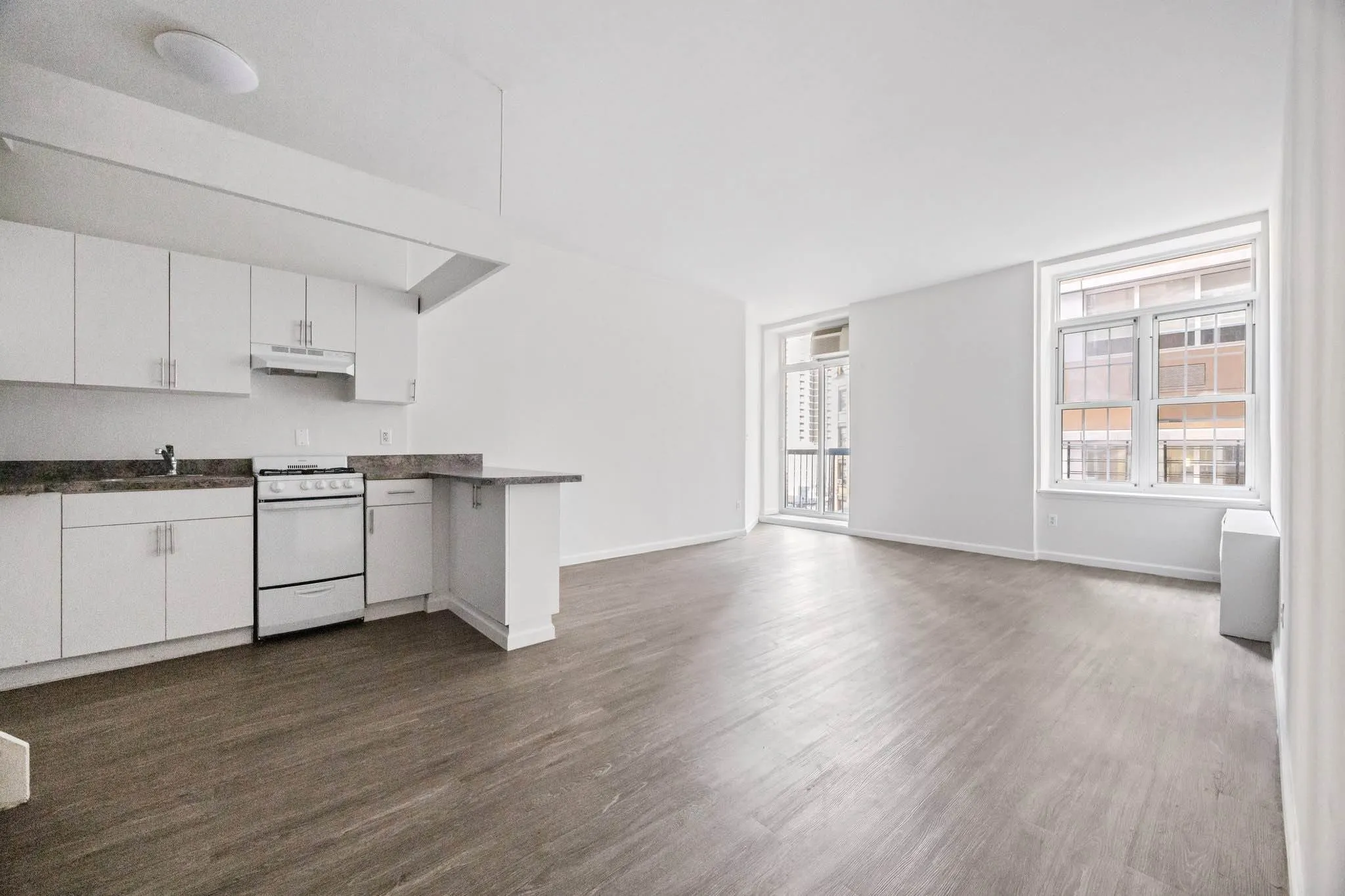 88 Fulton Street #527 in Fulton/Seaport, Manhattan | StreetEasy