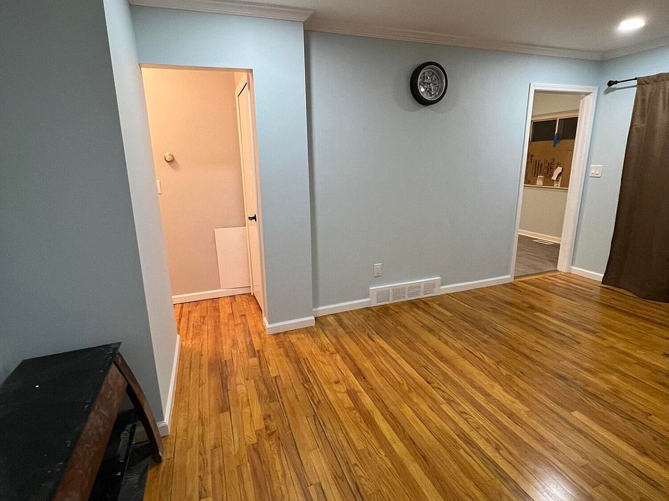 8401 Eighteen Mile Rd #141, Sterling Heights, MI 48313 | Zillow