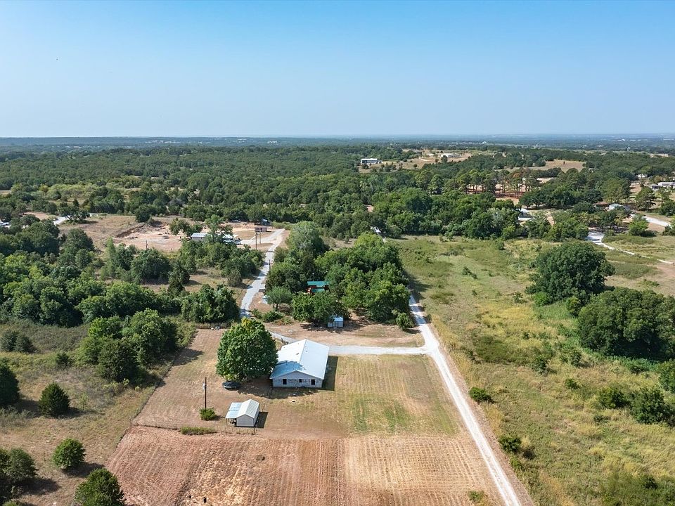 145 Private Road 1107, Decatur, TX 76234 | MLS #20392925 | Zillow