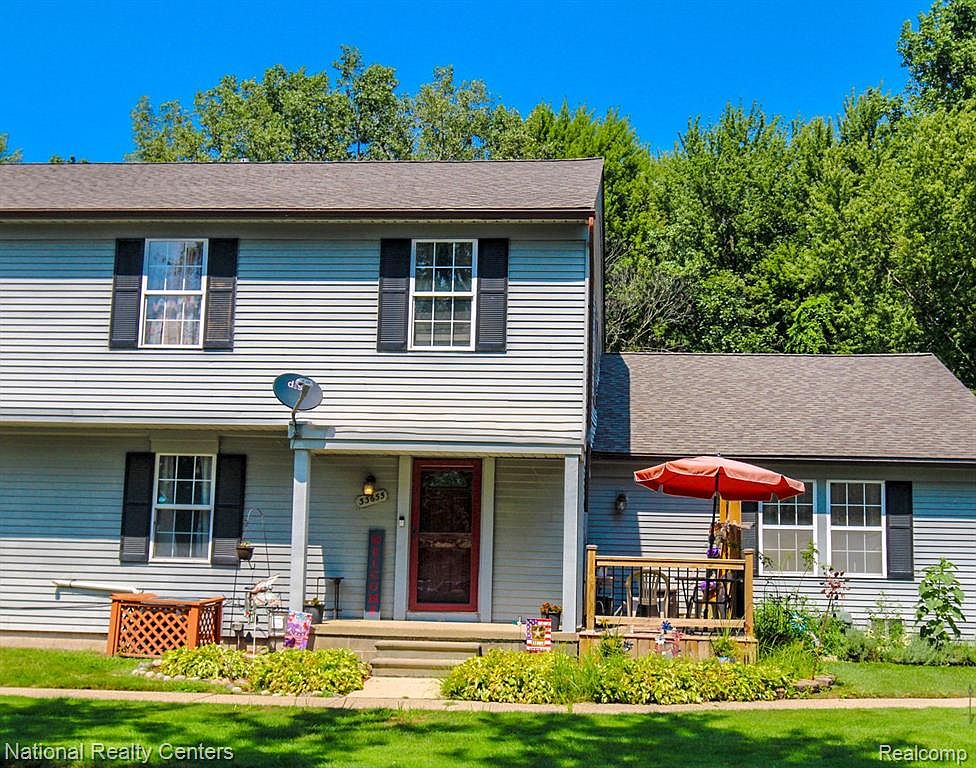 33655 Bayview Dr, Chesterfield, MI 48047 | Zillow
