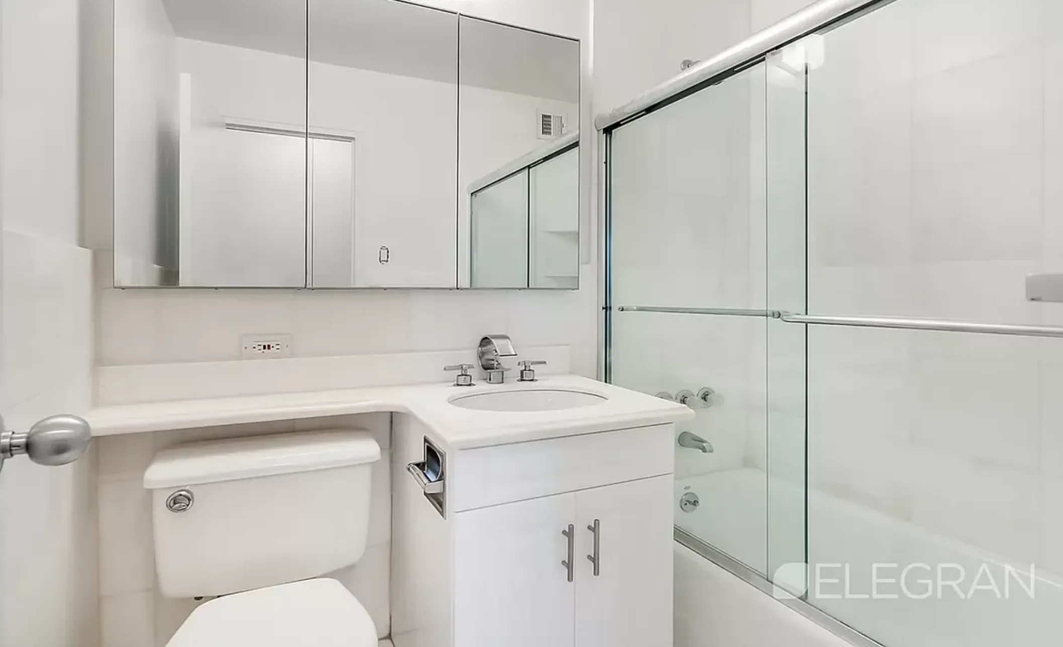 888 Eighth Avenue #5J in Midtown, Manhattan | StreetEasy