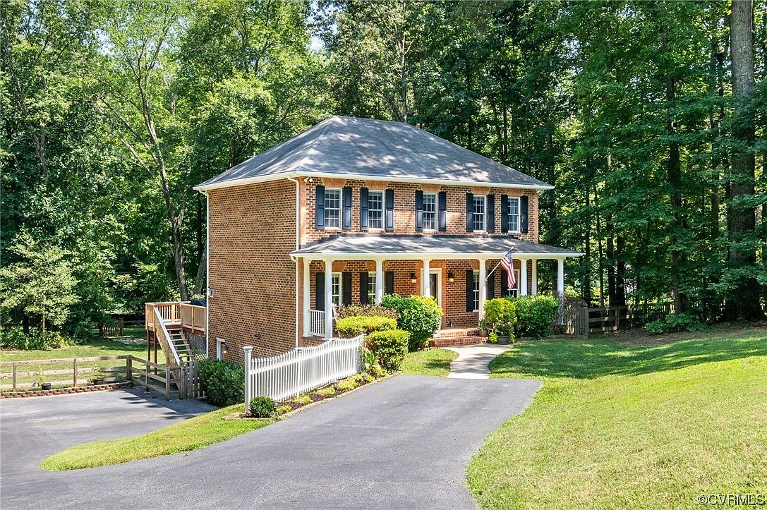2704 Pine Ridge Ln, Powhatan, VA 23139 | Zillow