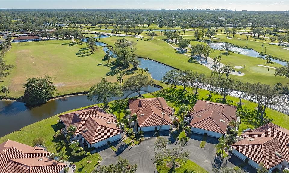 7320 Golf Pointe Cir, Sarasota, FL 34243 | MLS #A4630472 | Zillow