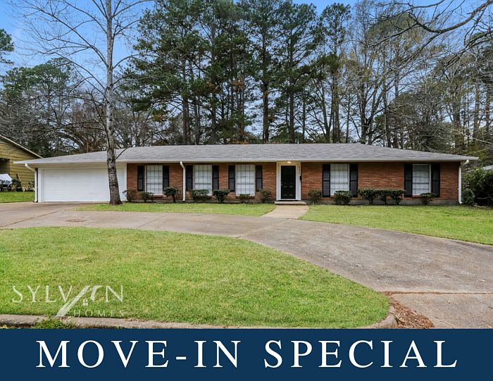 4375 Ridgewood Rd, Jackson, MS 39211 | Zillow