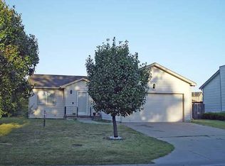 2501 N Beacon Hill St, Wichita, KS 67220 | MLS #655914 | Zillow