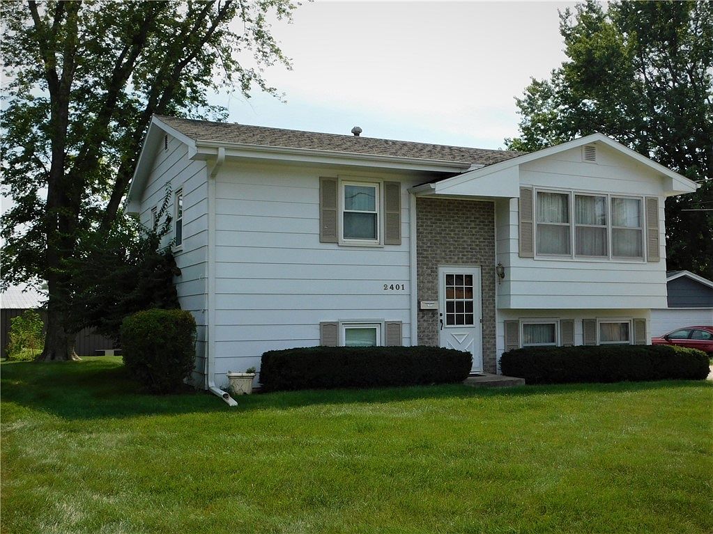 2401 N 2nd Ave E, Newton, IA 50208 | MLS #681044 | Zillow