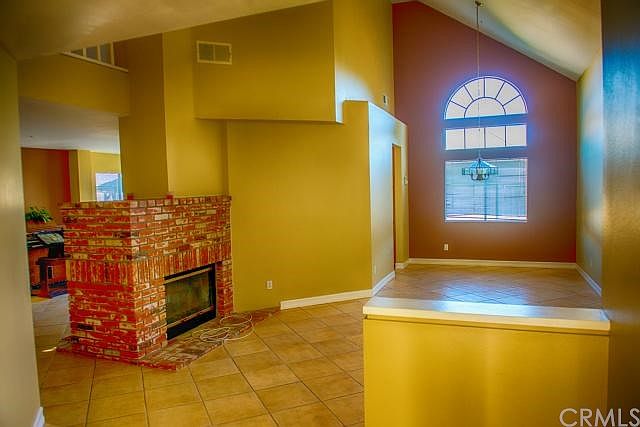 16230 Trailwinds Dr Fontana CA | Zillow