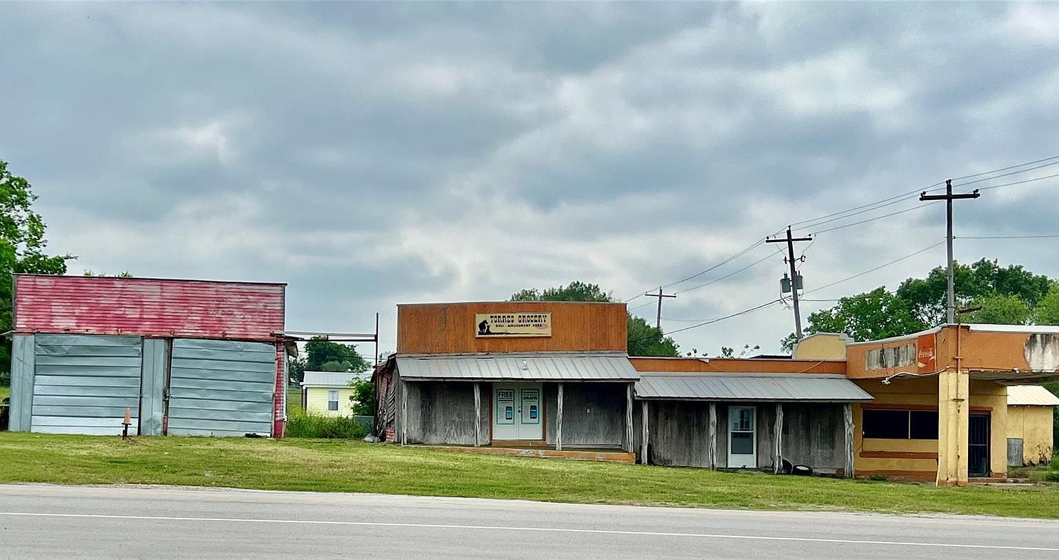 10944 Us Highway 87 N, Westhoff, TX 77994 | Zillow