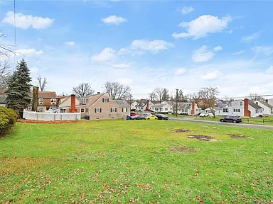 14 Hyatt Ave Norwalk CT | Zillow
