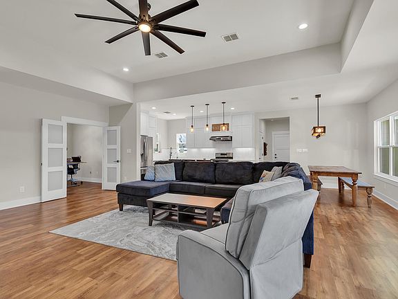 414 Wesley Ridge Dr, Spicewood, TX 78669 | MLS #7323928 | Zillow