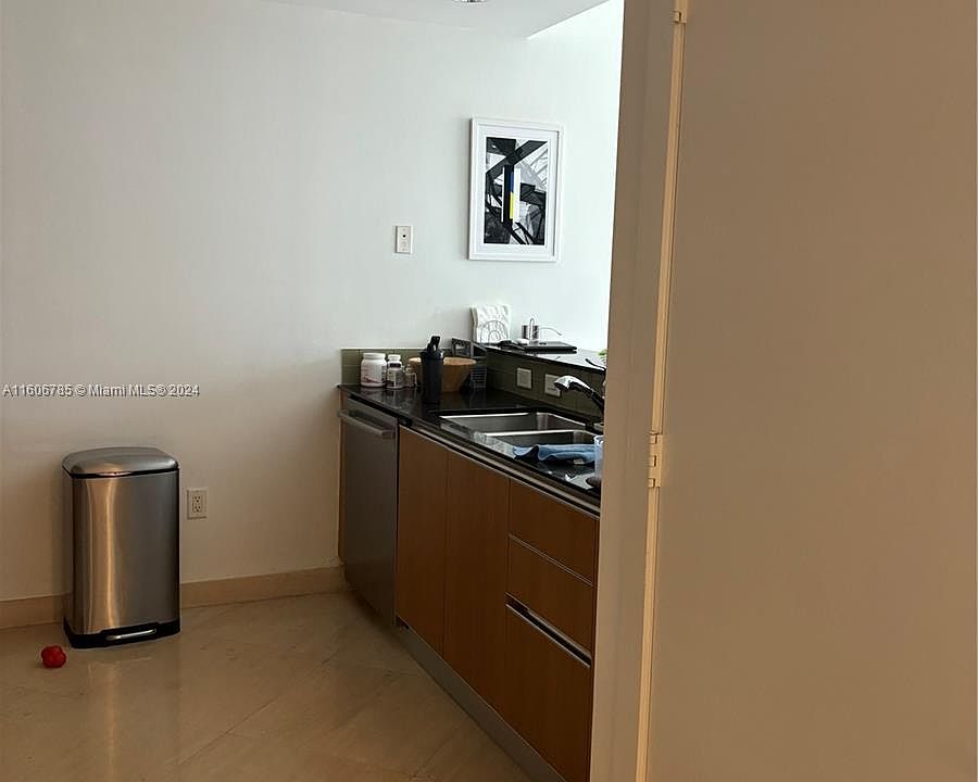 1050 Brickell Ave Miami FL | Zillow