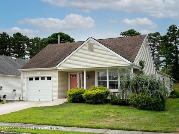 Holiday Heights Real Estate - Holiday Heights Toms River Homes For Sale ...