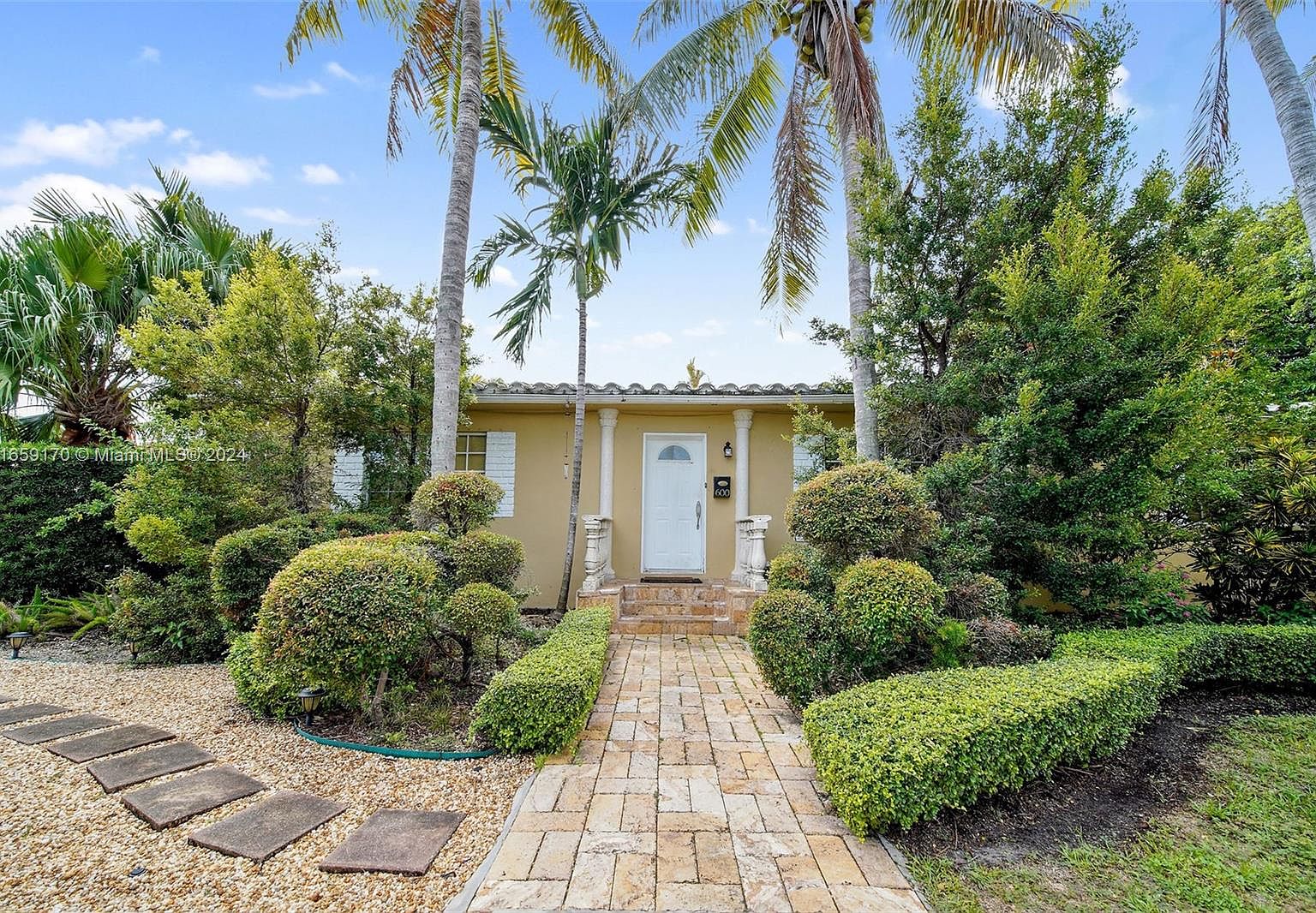 600 93rd St, Surfside, FL 33154 | Zillow