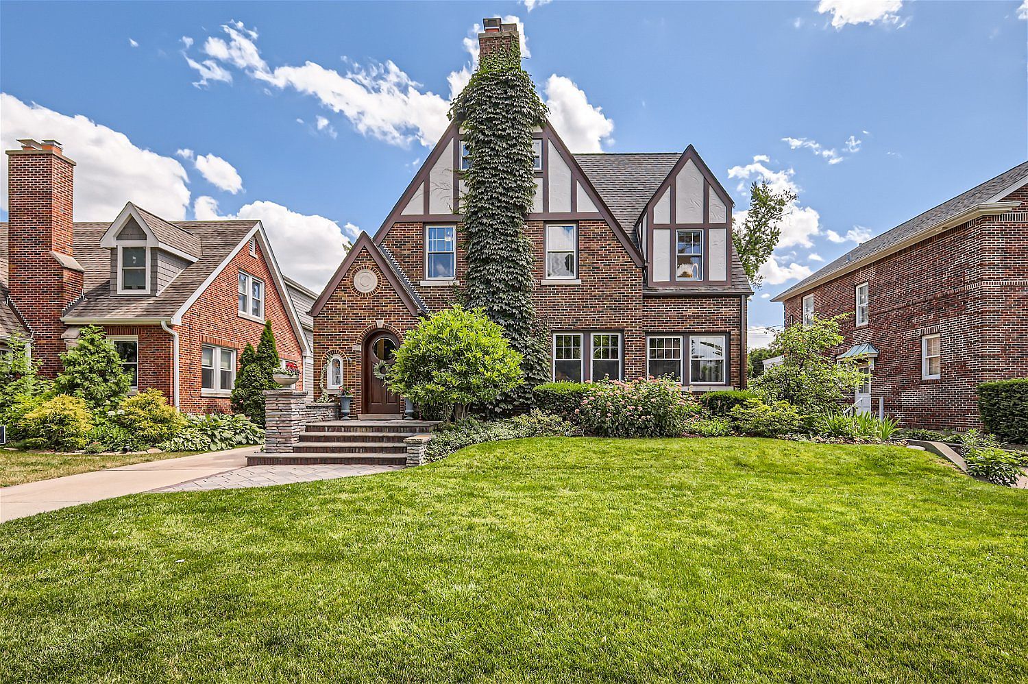 231 Gillick St, Park Ridge, IL 60068 | Zillow