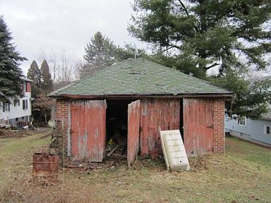 1421 New Salem Rd, New Salem, PA 15468 | Zillow