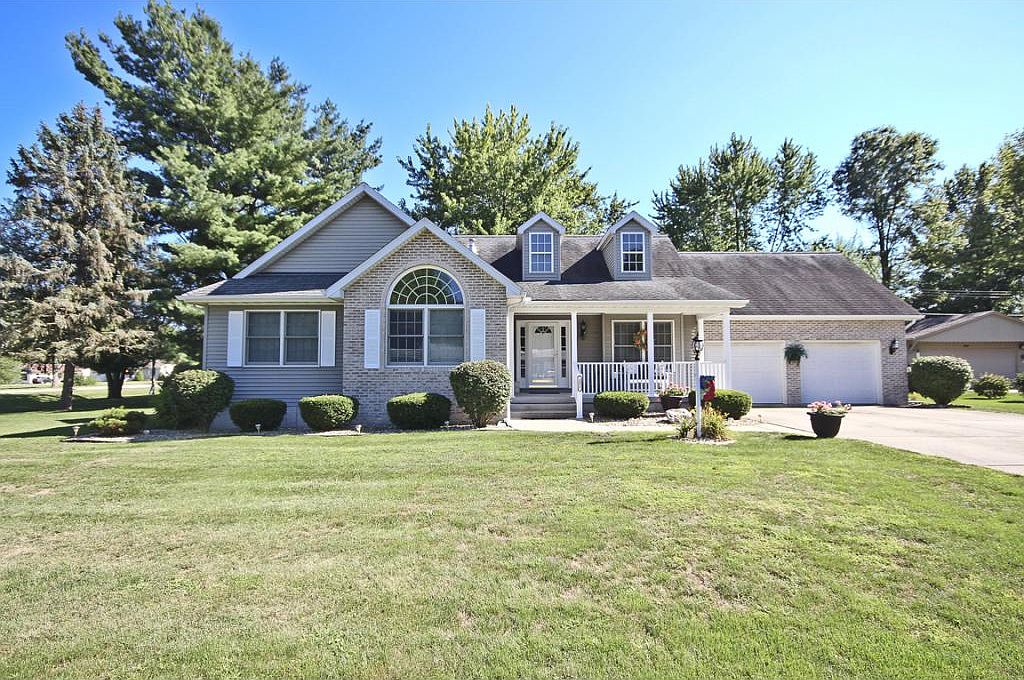 251 Oxford Dr, Decatur, IL 62521 | Zillow