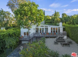 16230 Meadowcrest Rd, Sherman Oaks, CA 91403 | MLS #24-401859 | Zillow