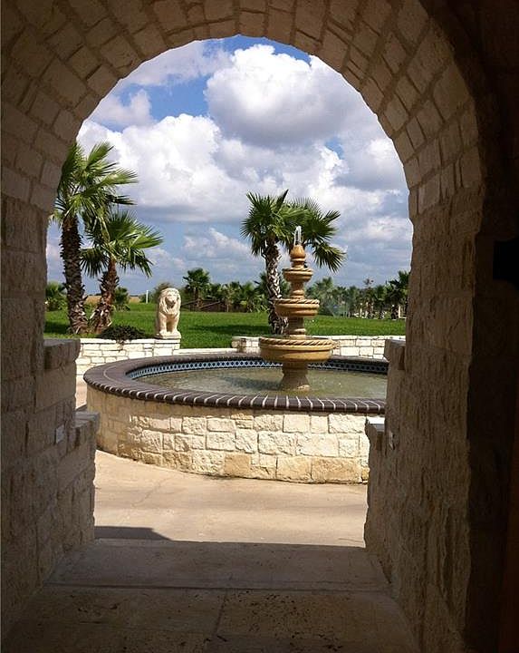 324 County Road 319, Edna, TX 77957 | Zillow