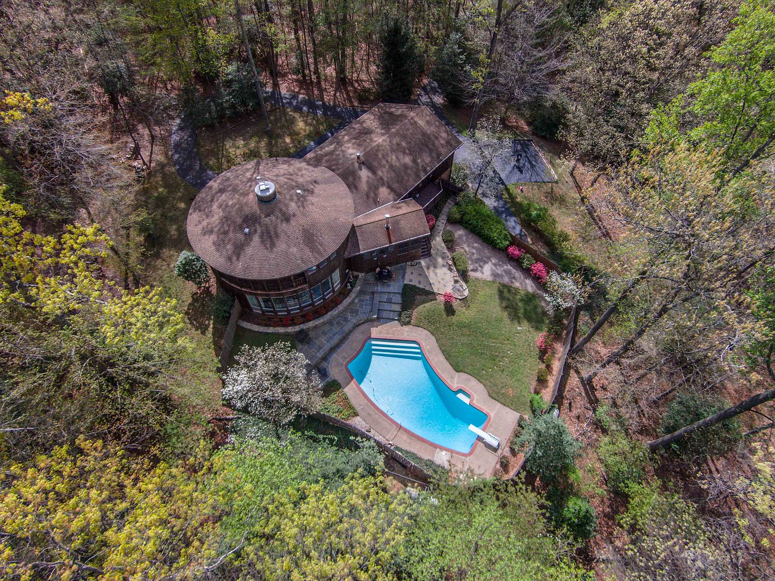 2710 Colt Run Rd, Oakton, VA 22124 | Zillow