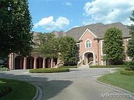 15600 Windmill Pointe Dr, Grosse Pointe Park, MI 48230 | Zillow
