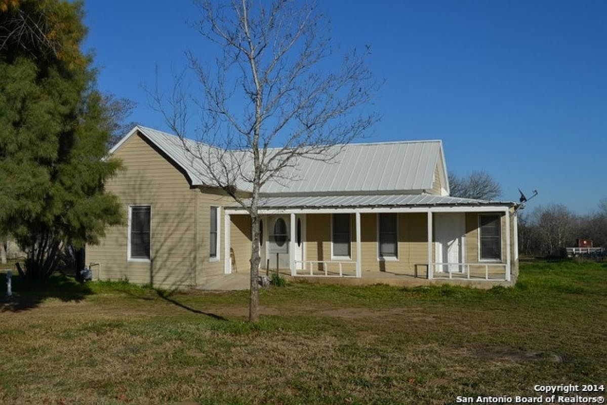 6082 Stuart Rd, Adkins, TX 78101 | Zillow