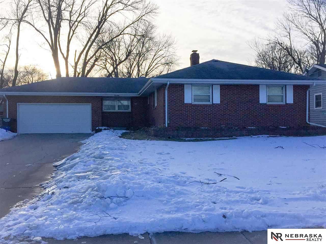 260 N 8th St, Springfield, NE 68059 | Zillow