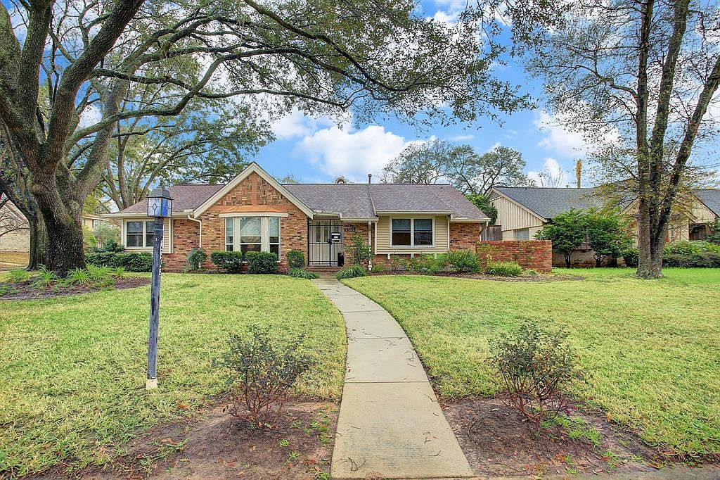 2303 Del Norte St, Houston, TX 77018 | Zillow