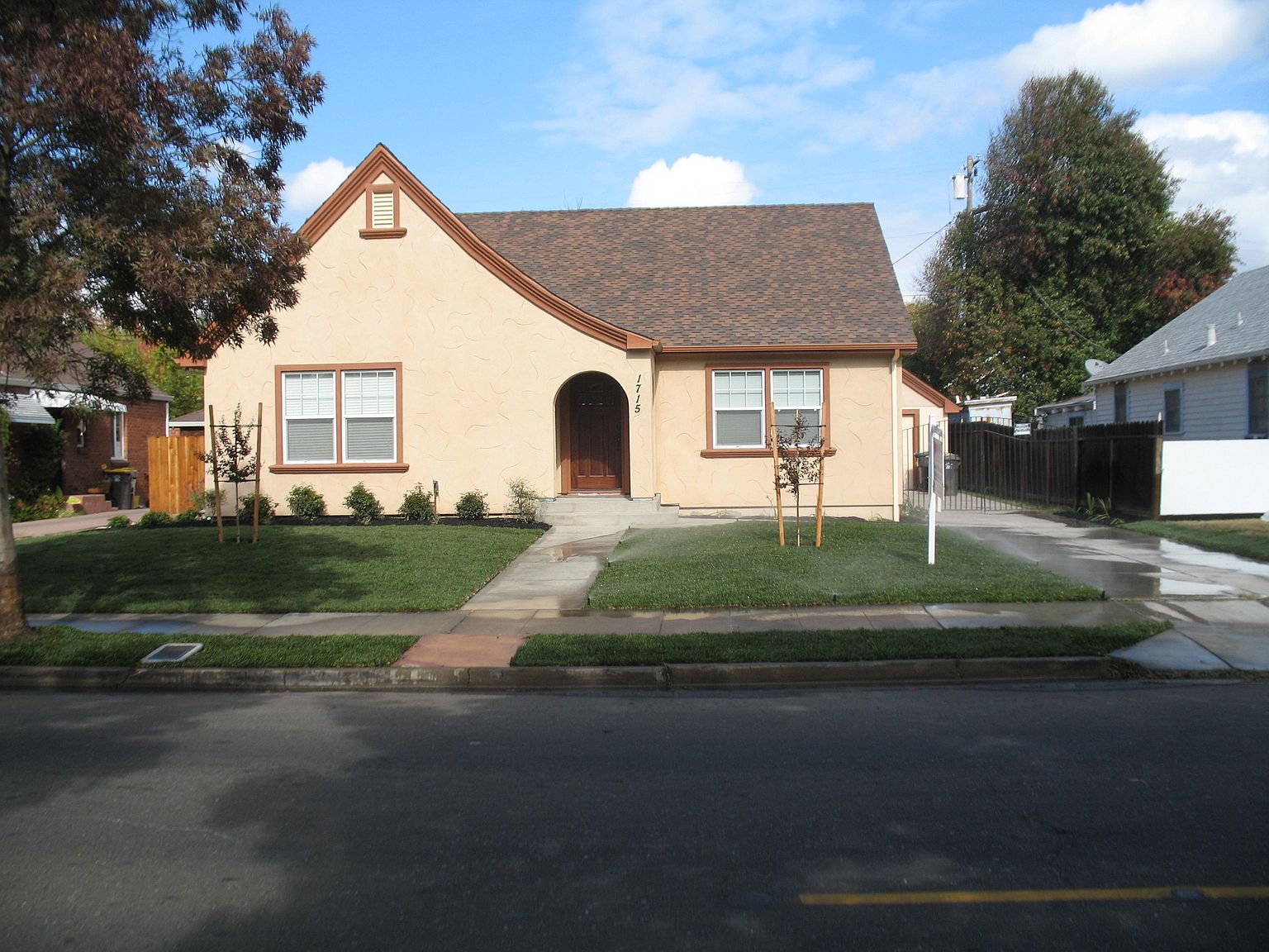1715 W Harding Way, Stockton, CA 95203 | Zillow