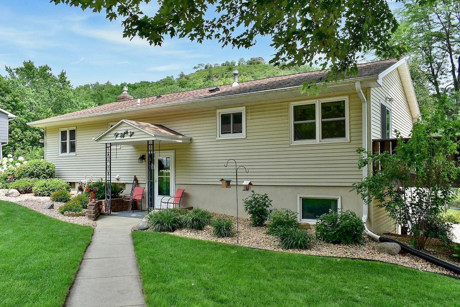 1086 Glen Echo Ln, Winona, MN 55987 | Zillow