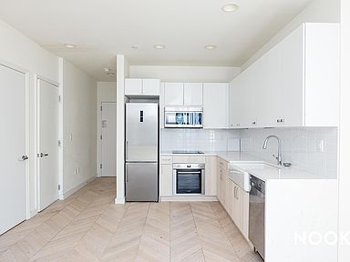 144 West St APT 502, Brooklyn, NY 11222 | Zillow