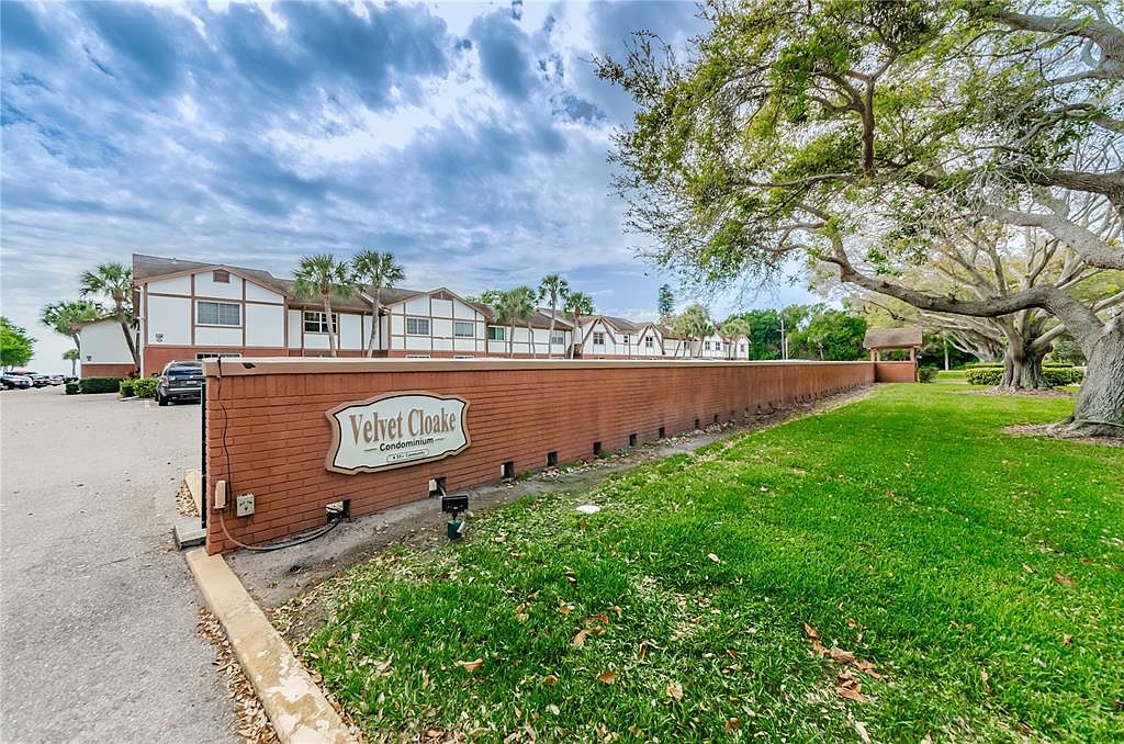 650 Pinellas Point Dr S APT 207, Saint Petersburg, FL 33705 | Zillow