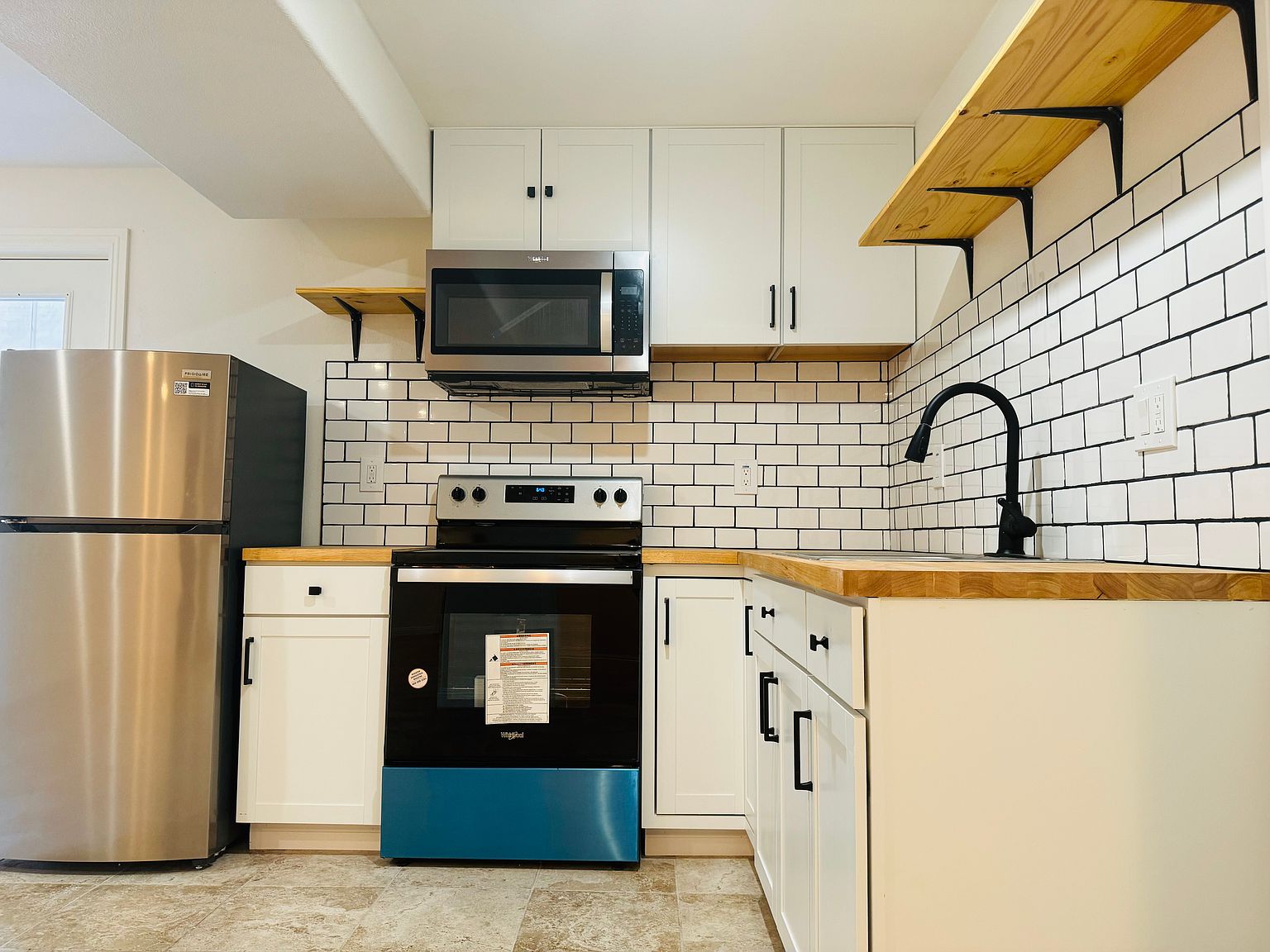 12563 Circula Panorama, Santa Ana, CA 92705 | Zillow