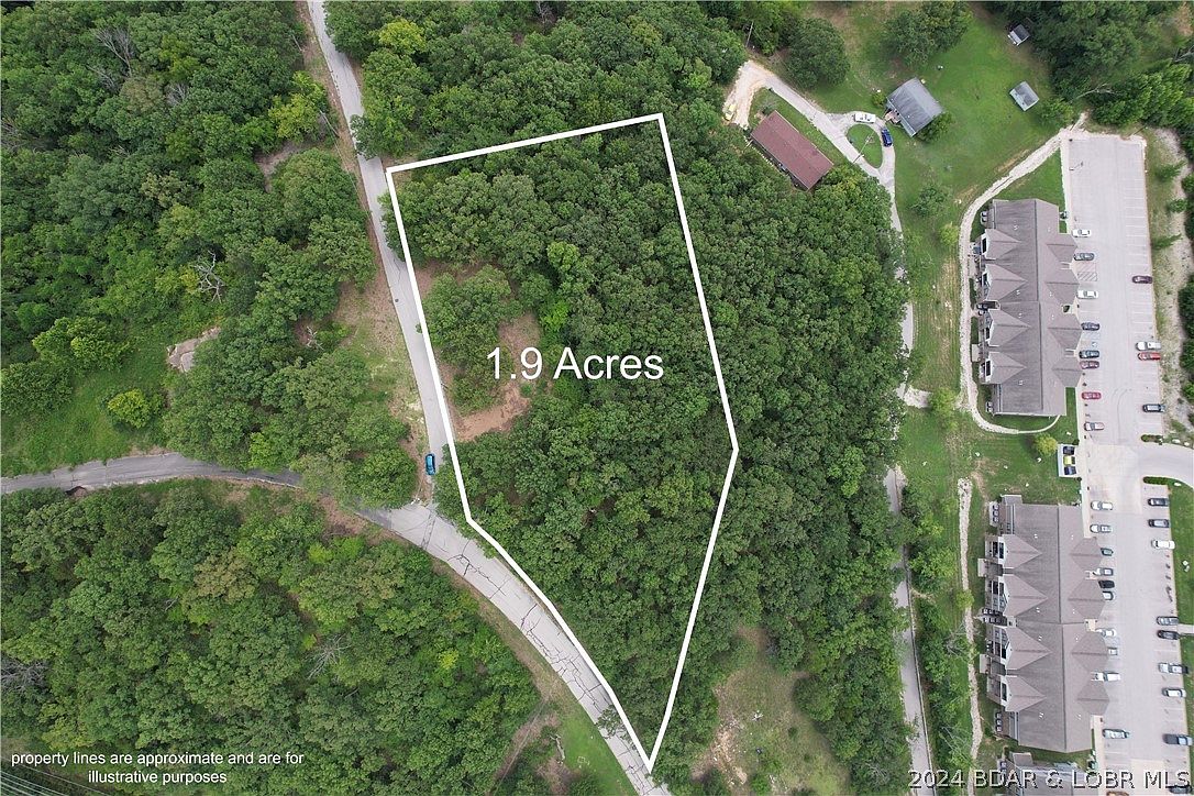 301 N Fish Haven Rd, Lake Ozark, MO 65049 | MLS #3566877 | Zillow