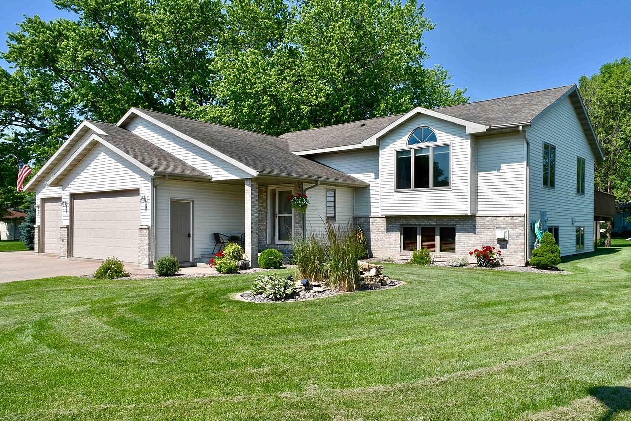 14 Williams St, Lewiston, MN 55952 | Zillow