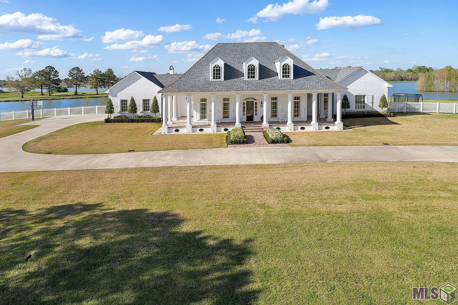 22323 Rabbit Run Dr, Baton Rouge, LA 70817 | Zillow