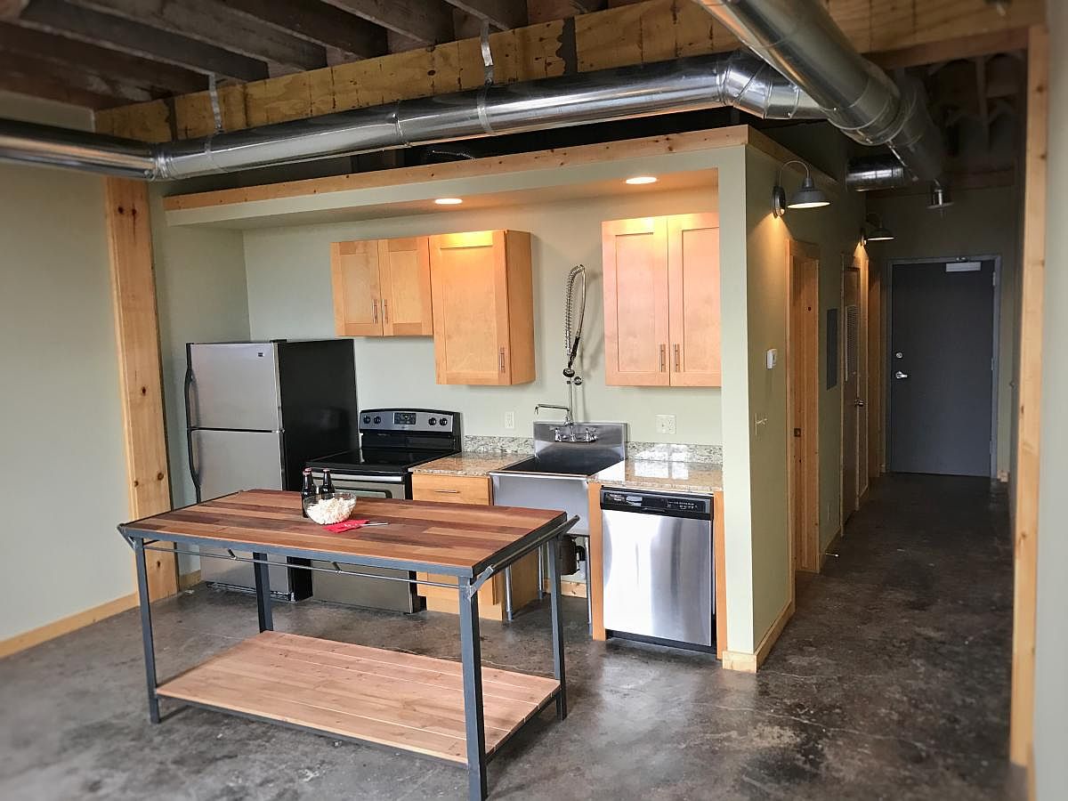 724 S Main Ave #32, Tulsa, OK 74119 | Zillow