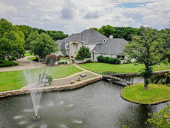 747 Moore Rd, Mansfield, TX 76063 | Zillow