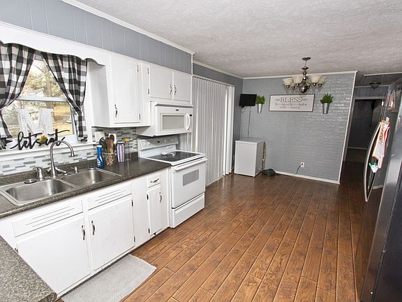 168 Brickbat Rd, Dyersburg, TN 38024 | MLS #2595881 | Zillow