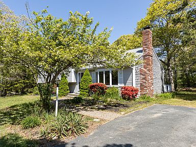27 Tara Terrace, Bourne, MA 02532 | Zillow