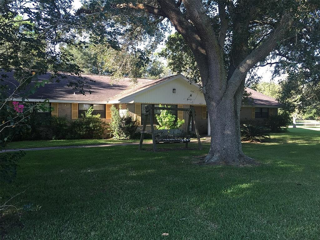 321 Wheeler Dr, Alvin, TX 77511 | Zillow