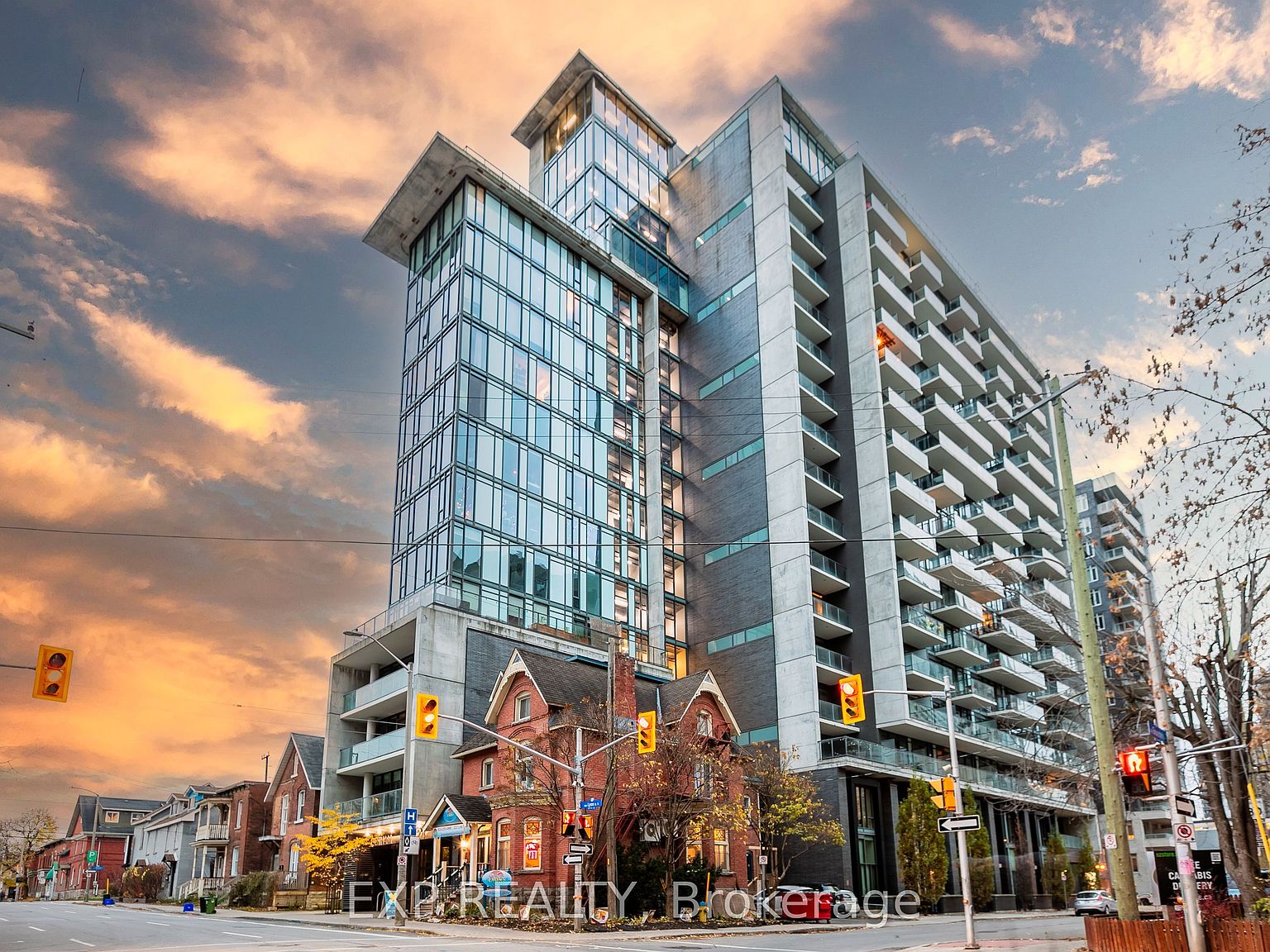 224 Lyon St N #1513, Ottawa, ON K1R 0C1 | Zillow