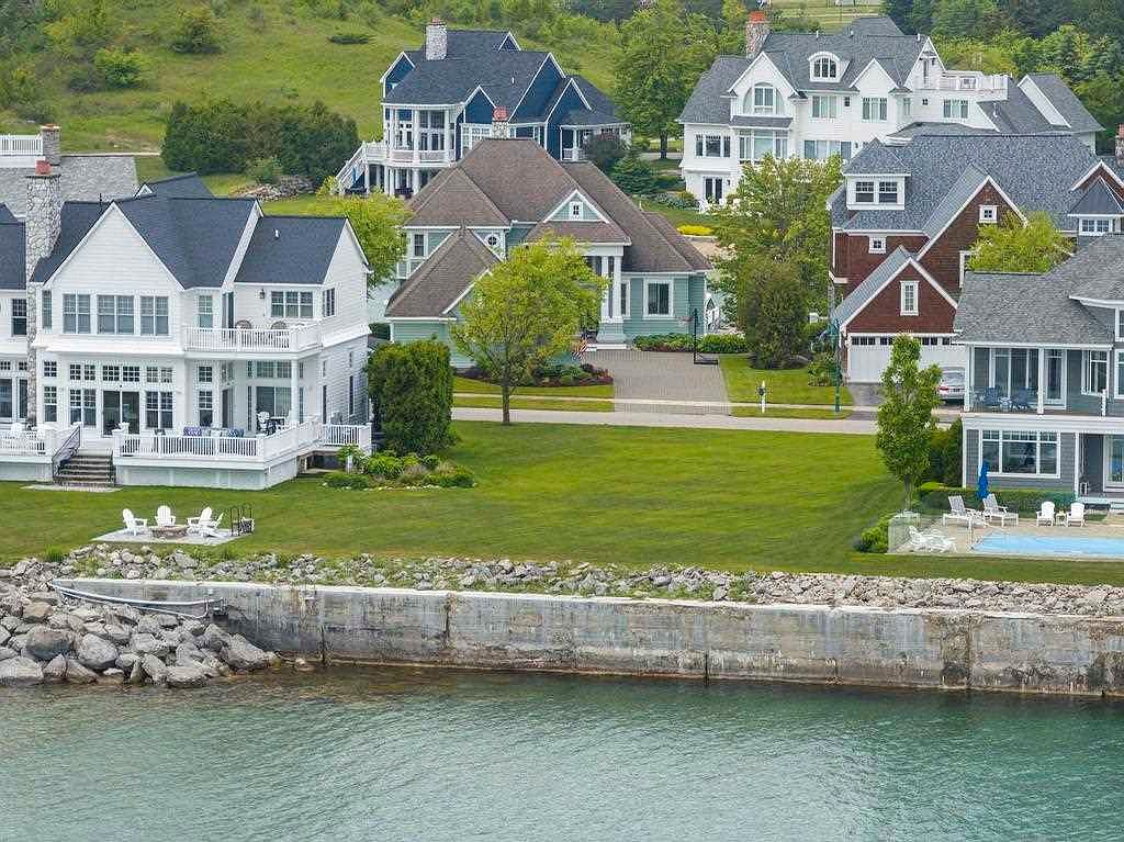3280 Village Harbor Drive Bay #1, Petoskey, MI 49770 | MLS #477032 | Zillow