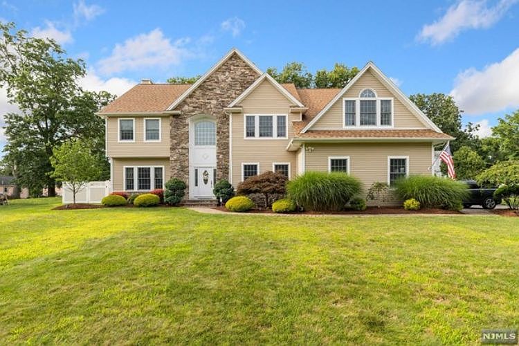 9 Diorio Ct, Wayne, NJ 07470 | Zillow