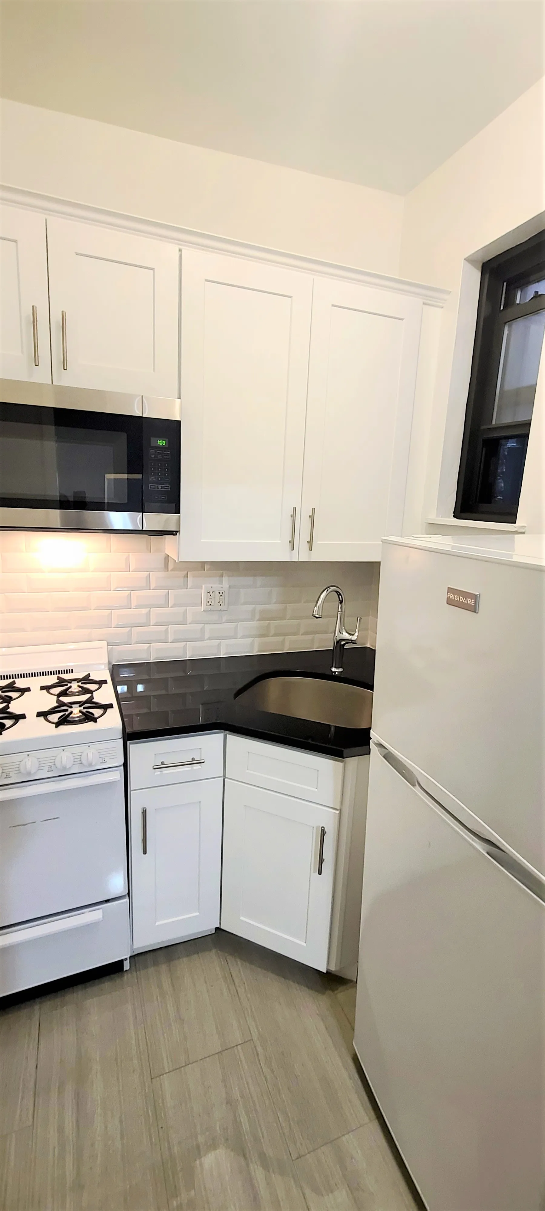 321 East 90th Street #3B in Yorkville, Manhattan | StreetEasy