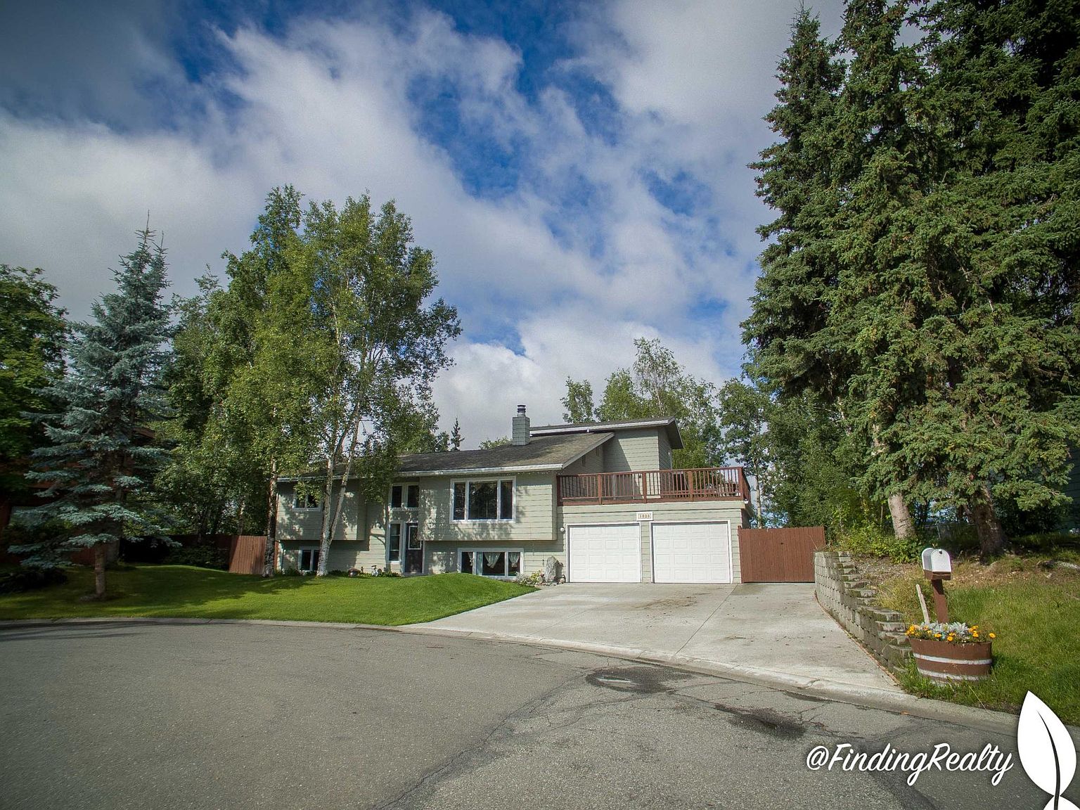 1028 Bench Ct, Anchorage, AK 99504 | Zillow