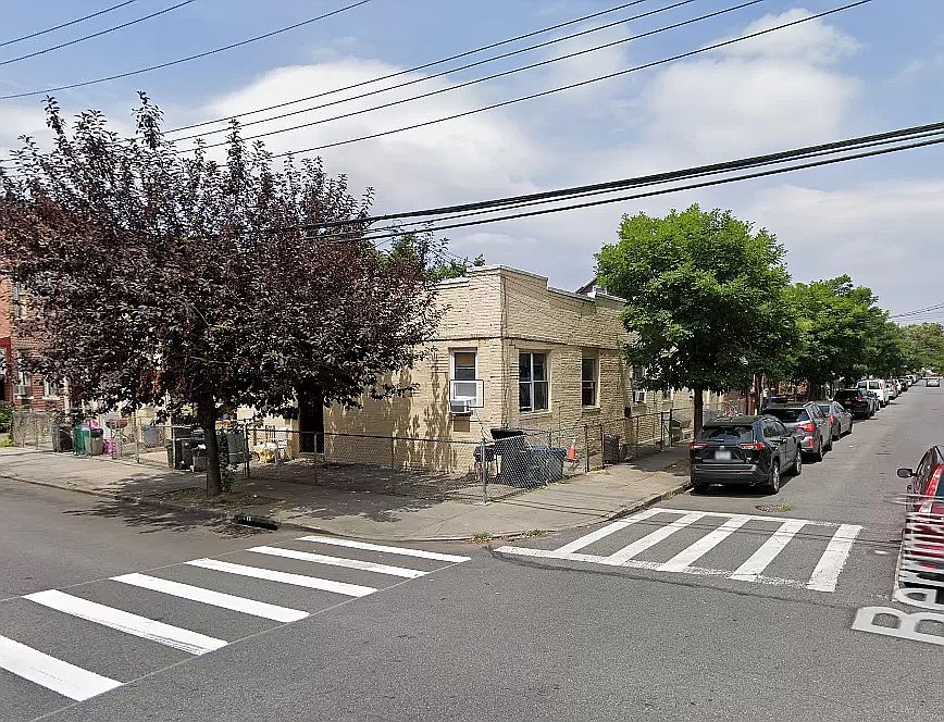 965 Hegeman Ave, Brooklyn, NY 11208 | Zillow