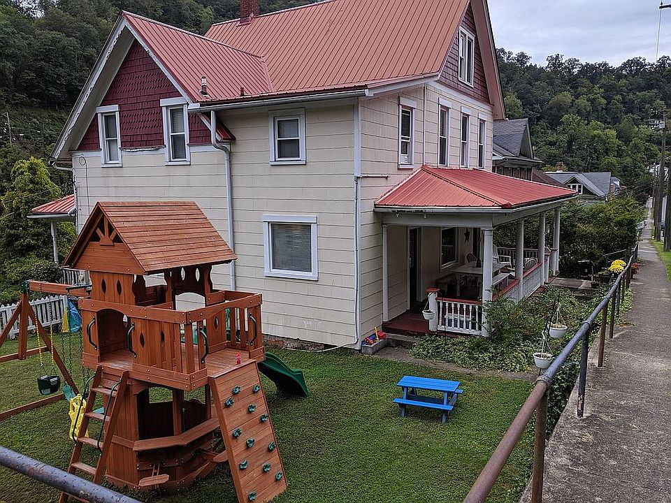 120 Maple Ave, Welch, WV 24801 | Zillow