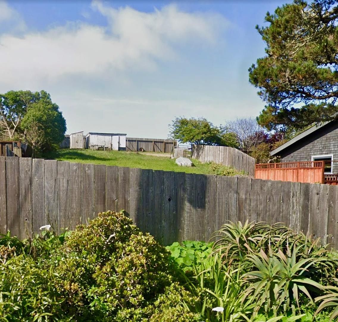 450 8th St, Montara, CA 94037 | Zillow